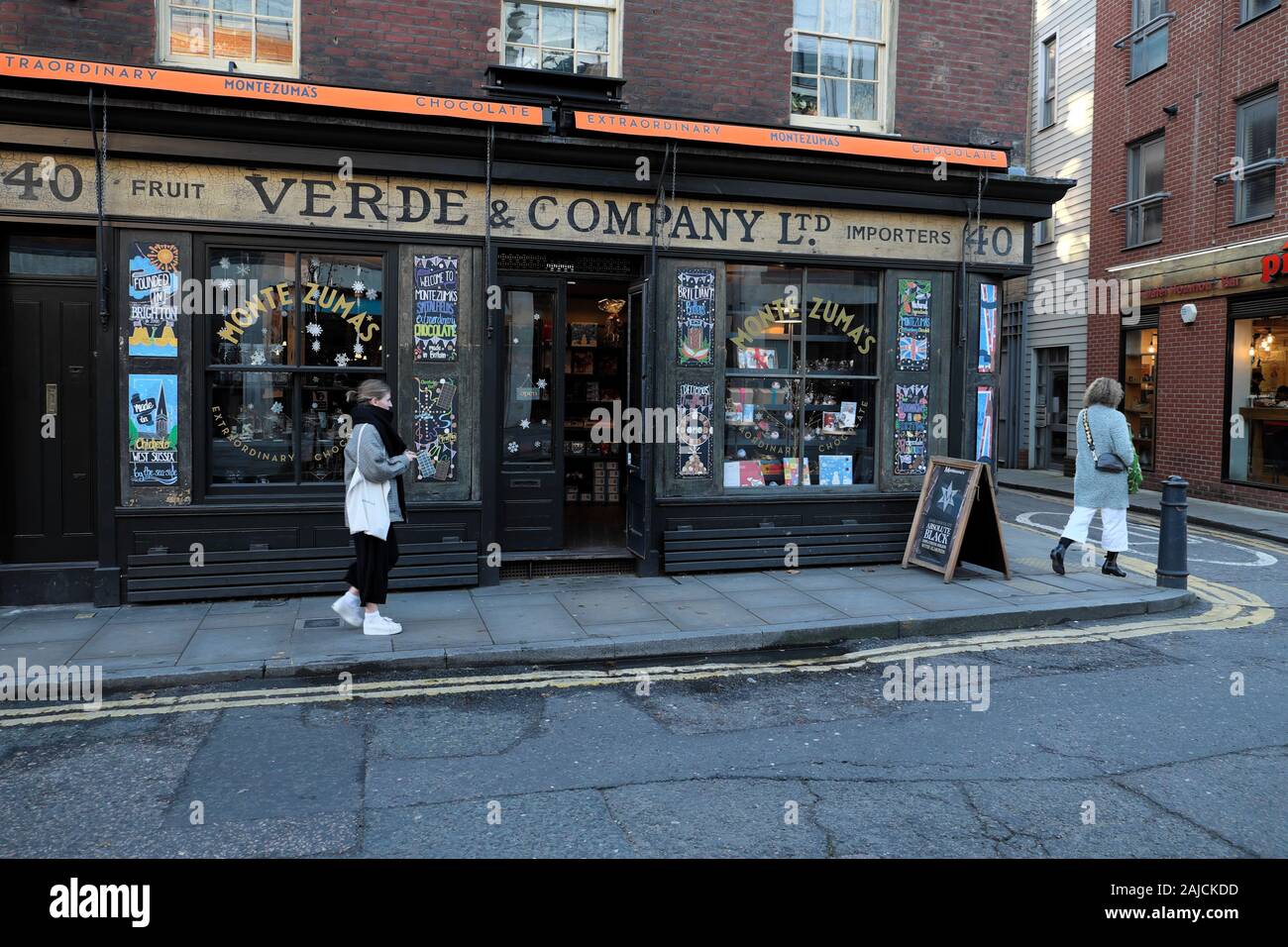 Old tea shop london hi-res stock photography and images - Alamy