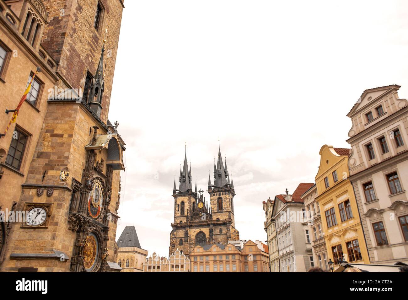 Tyn circle hi-res stock photography and images - Alamy