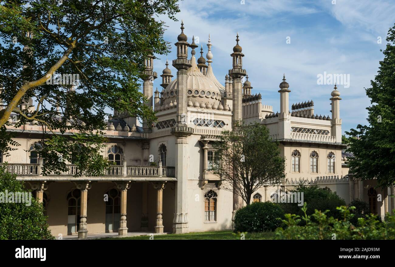 Brighton Palace Royal Pavilion. Kings apartments exterior gallery and ...