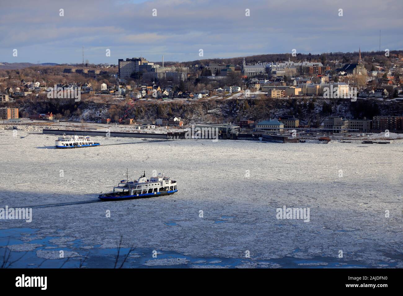 Quebec ferry boats hi-res stock photography and images - Alamy