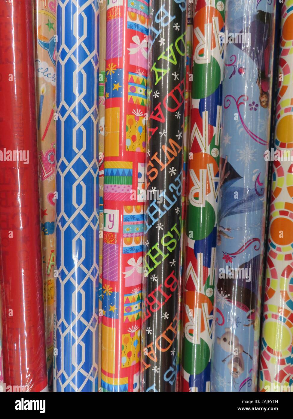 Wrapping paper rolls hi-res stock photography and images - Alamy