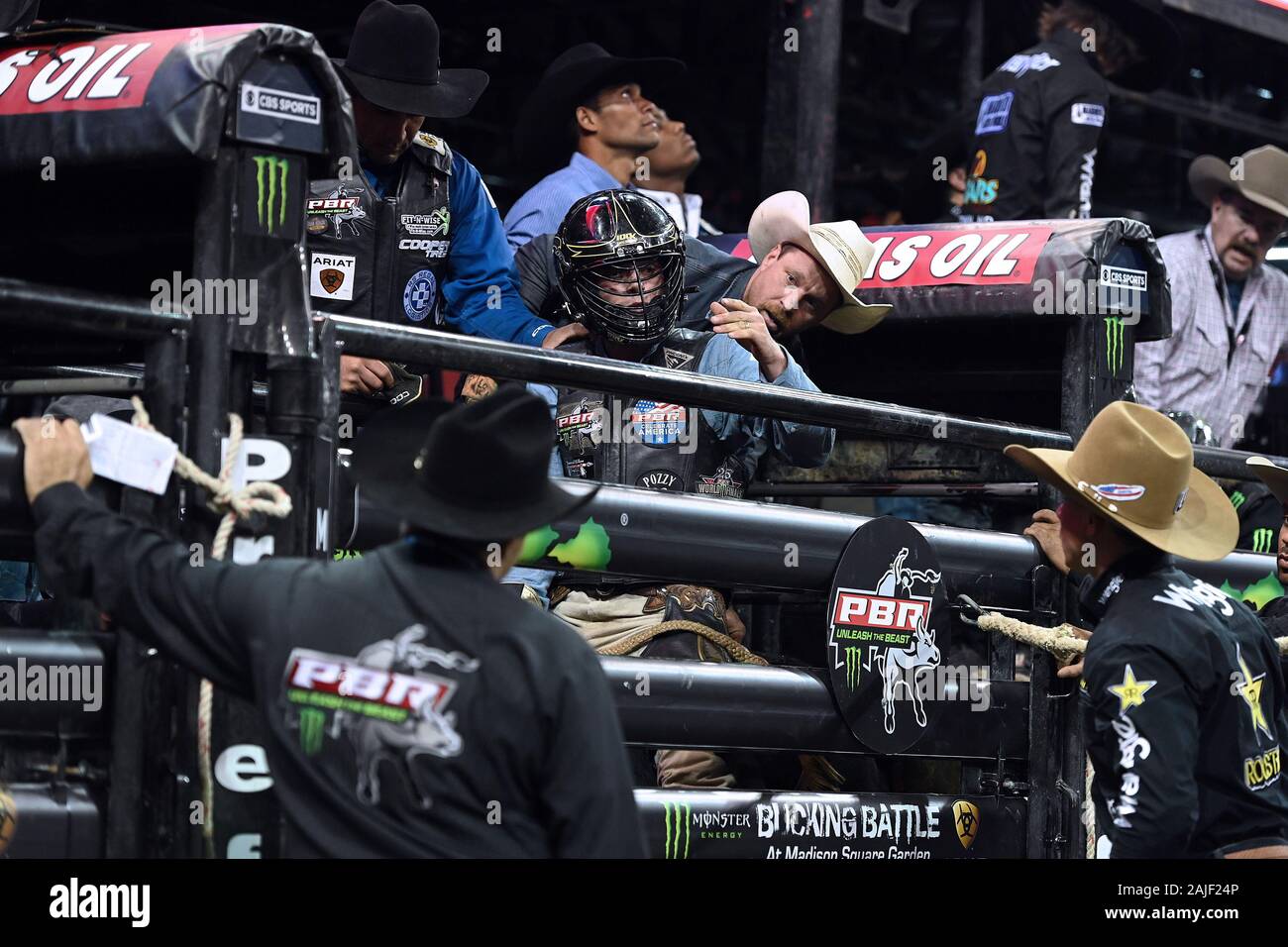 Rodeo stunt hi-res stock photography and images - Alamy