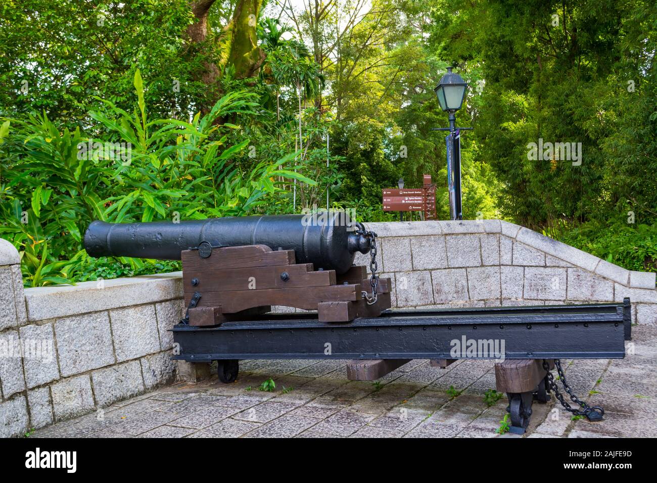 Guns of Fort Canning Singapore Stock Photo - Alamy