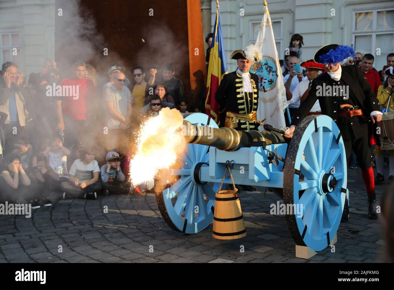 Romanian historical uniform hi-res stock photography and images - Alamy