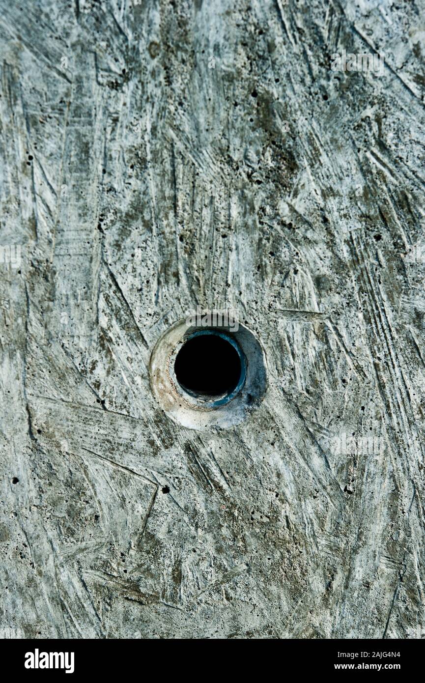 Hole in the wall hi-res stock photography and images - Alamy