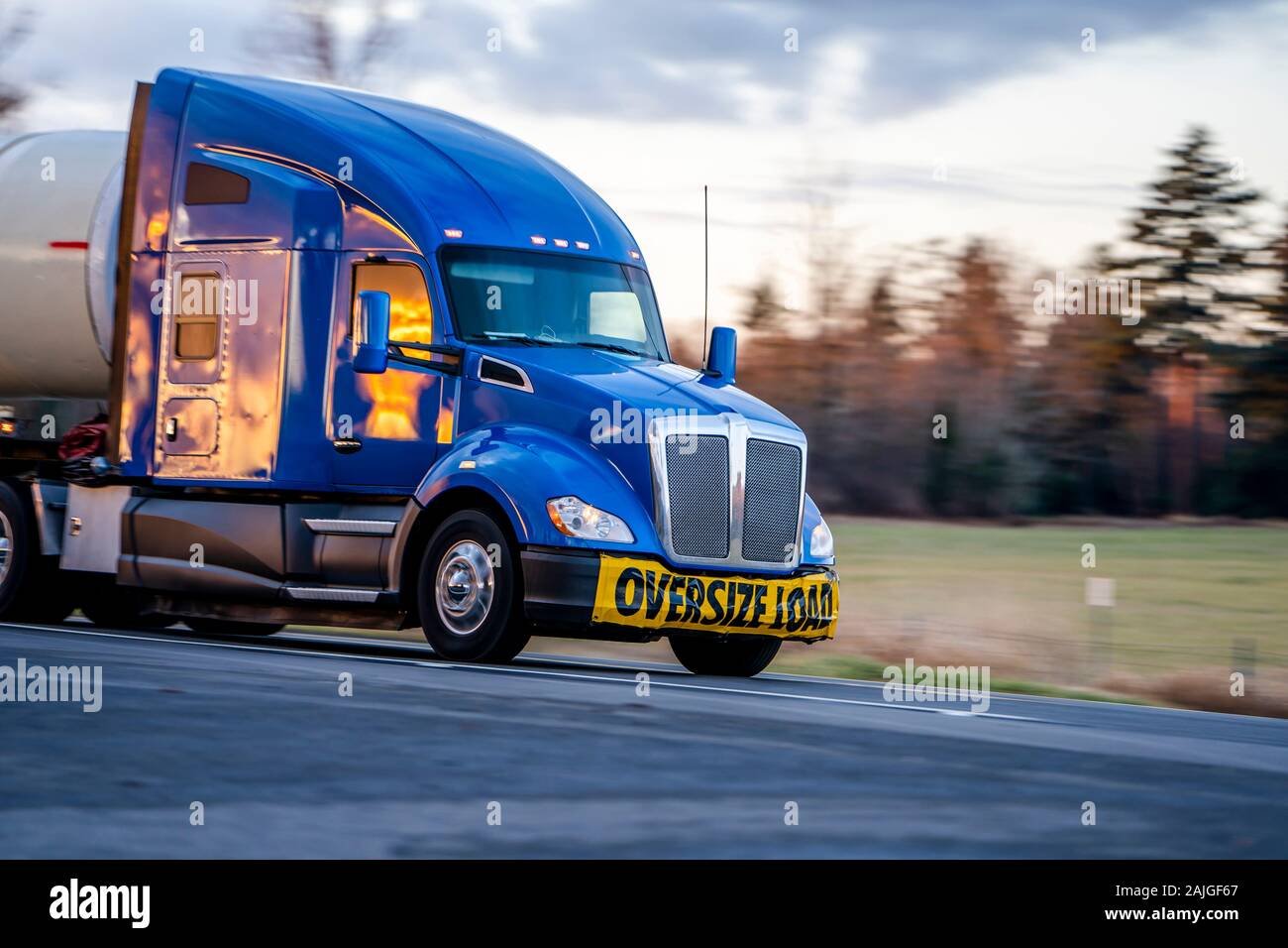 Big rig blue bonnet long haul industrial professional semi truck with ...