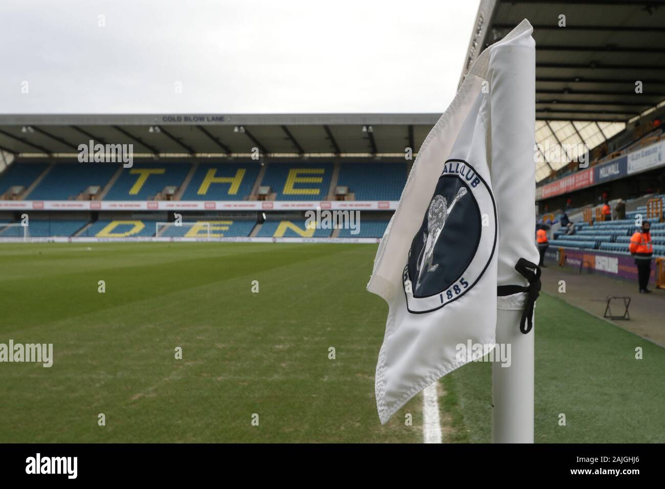Emirates england flag hi-res stock photography and images - Alamy
