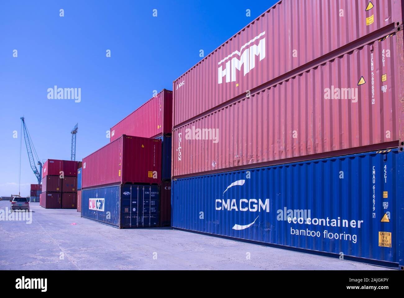 Arabian sea and container ship hi-res stock photography and images - Alamy