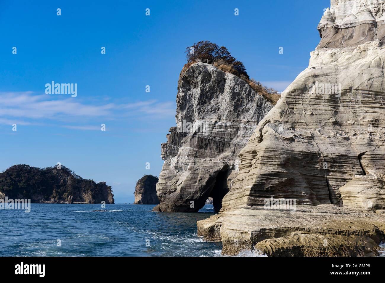 Limestone caves japan hi-res stock photography and images - Alamy