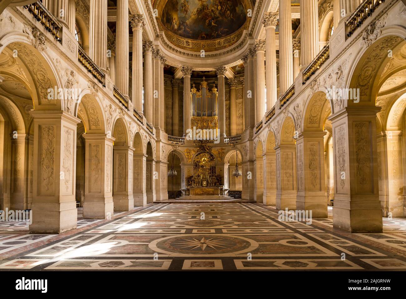 Versailles chapel hi-res stock photography and images - Alamy