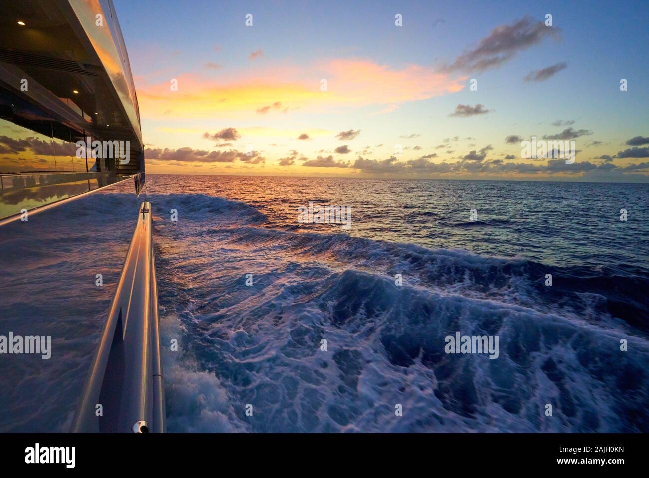 Atlantic crossing cruise sunset over the Atlantic Ocean Stock Photo - Alamy