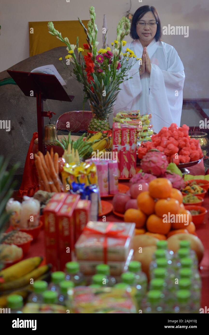 Food offerings in altar hi-res stock photography and images - Alamy