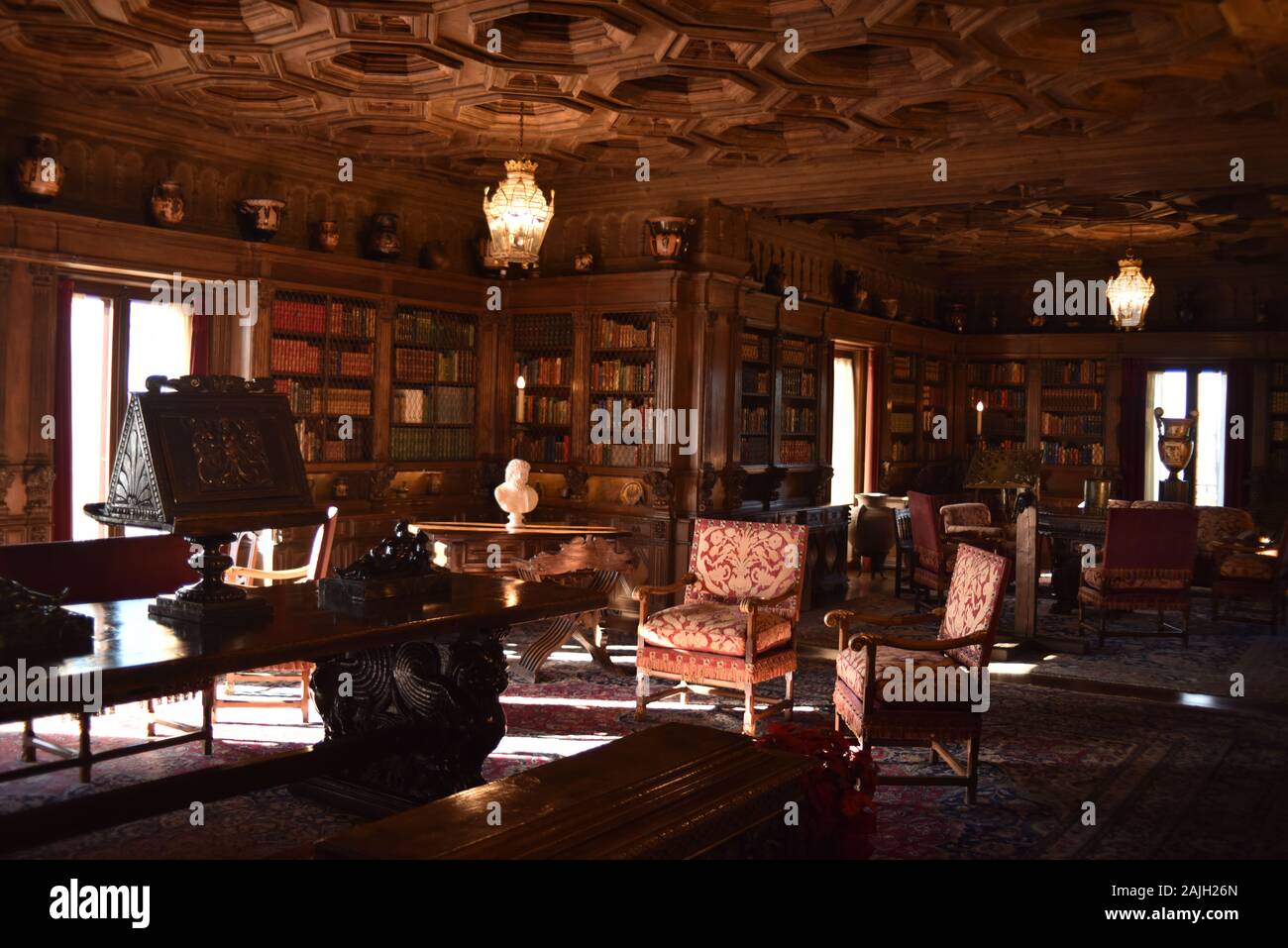 Hearst castle library hi-res stock photography and images - Alamy