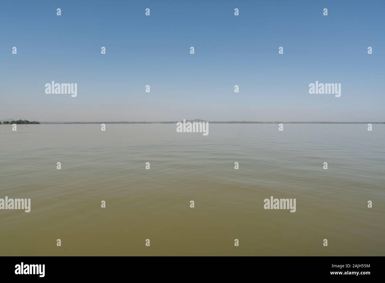 Lake Tana, the largest lake in Ethiopia and the source of the Blue Nile ...