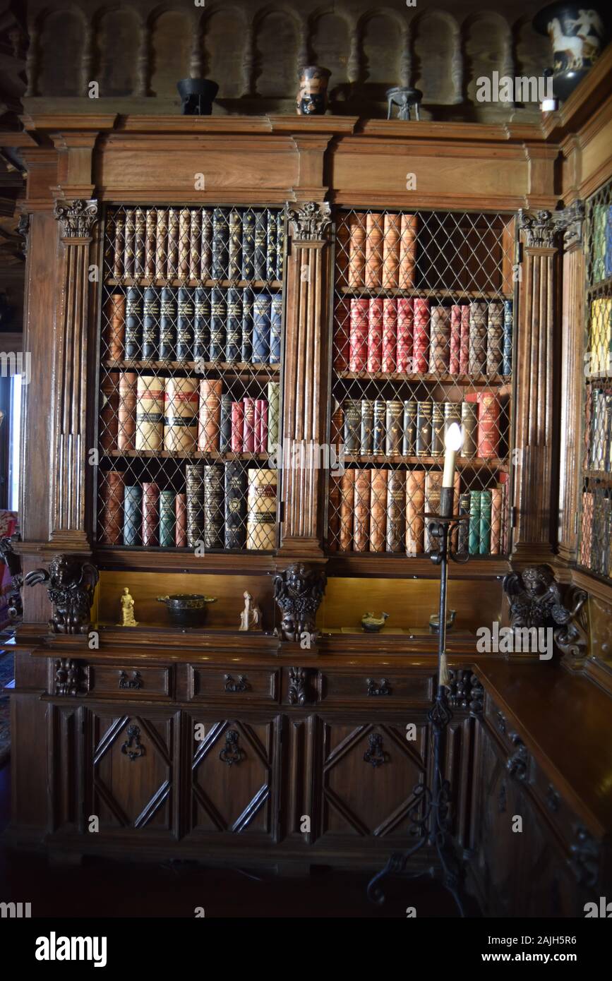 Hearst castle library hi-res stock photography and images - Alamy