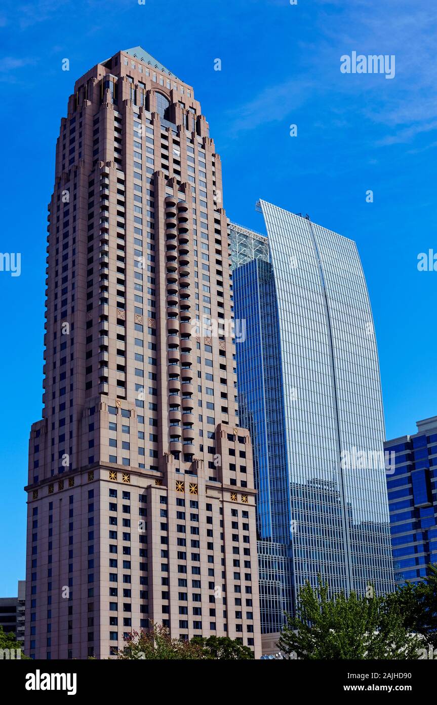 Symphony tower atlanta hi-res stock photography and images - Alamy