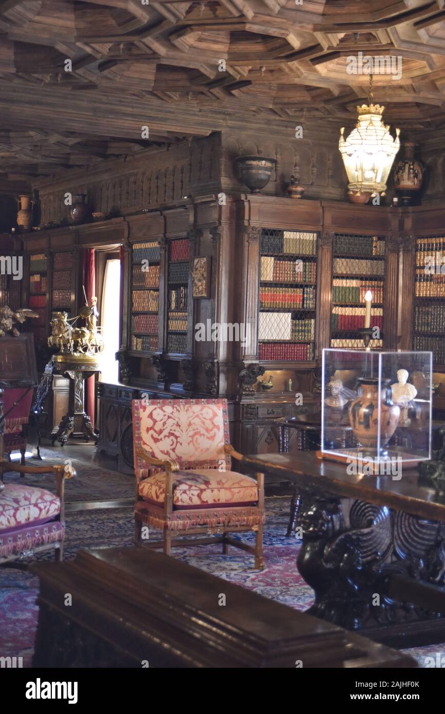 Hearst castle library hi-res stock photography and images - Alamy
