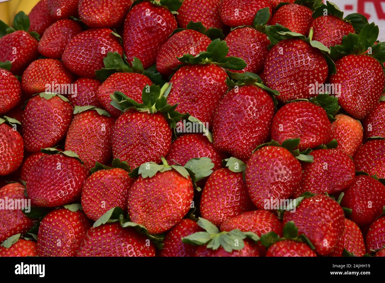 Strawberry background, food fruit summer texture Stock Photo - Alamy