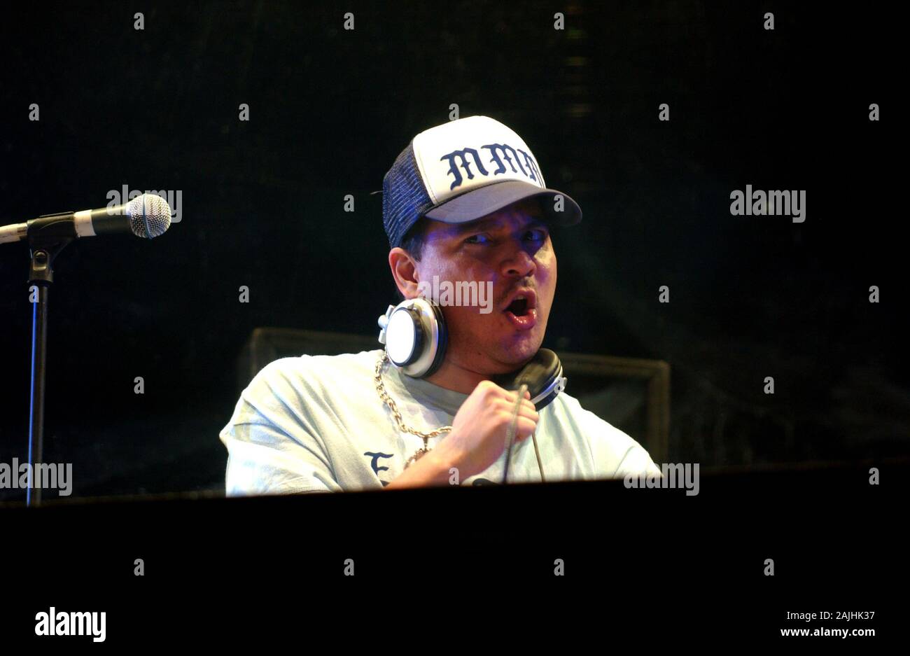 Mix master hi-res stock photography and images - Alamy