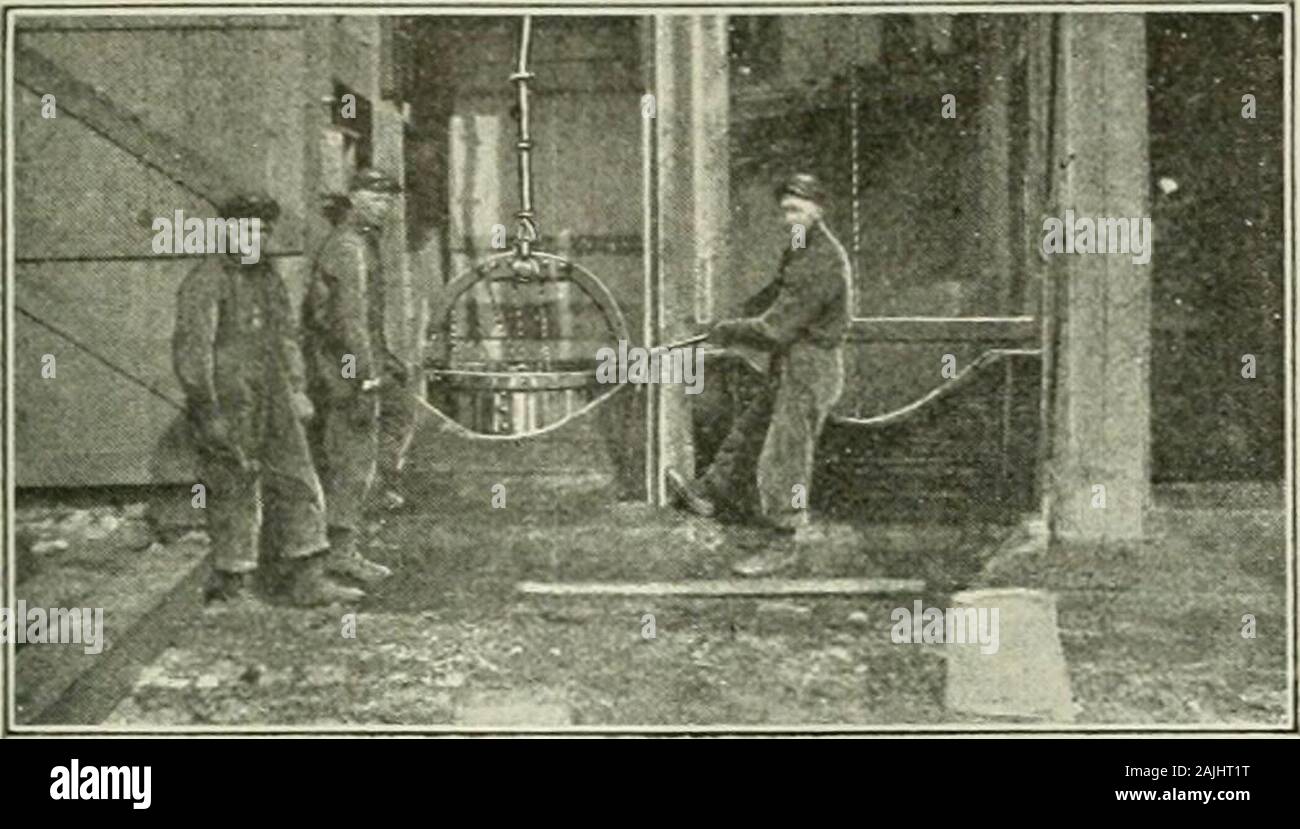 Spaced steel beams hi-res stock photography and images - Alamy