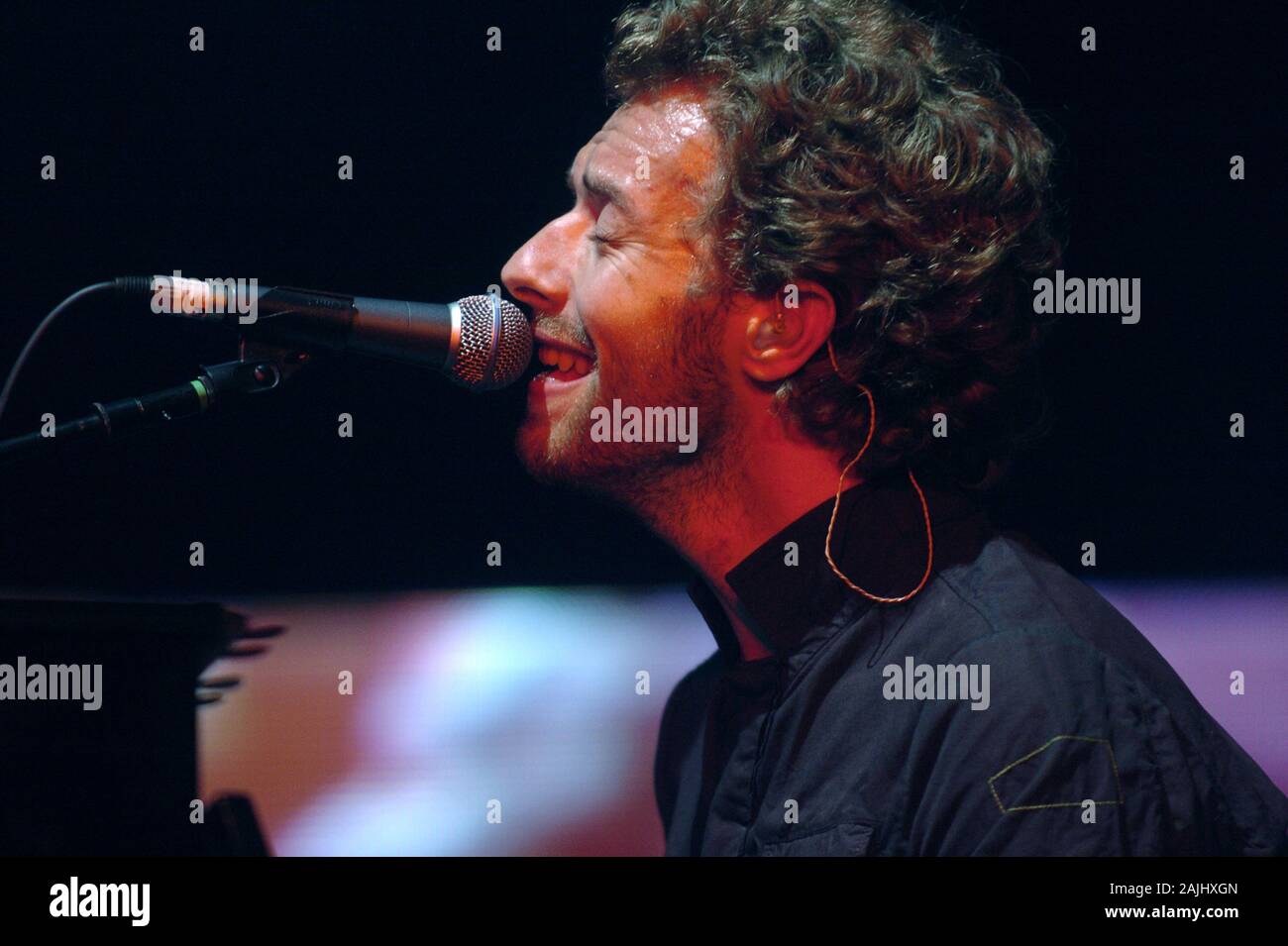 Coldplay concert hi-res stock photography and images - Alamy