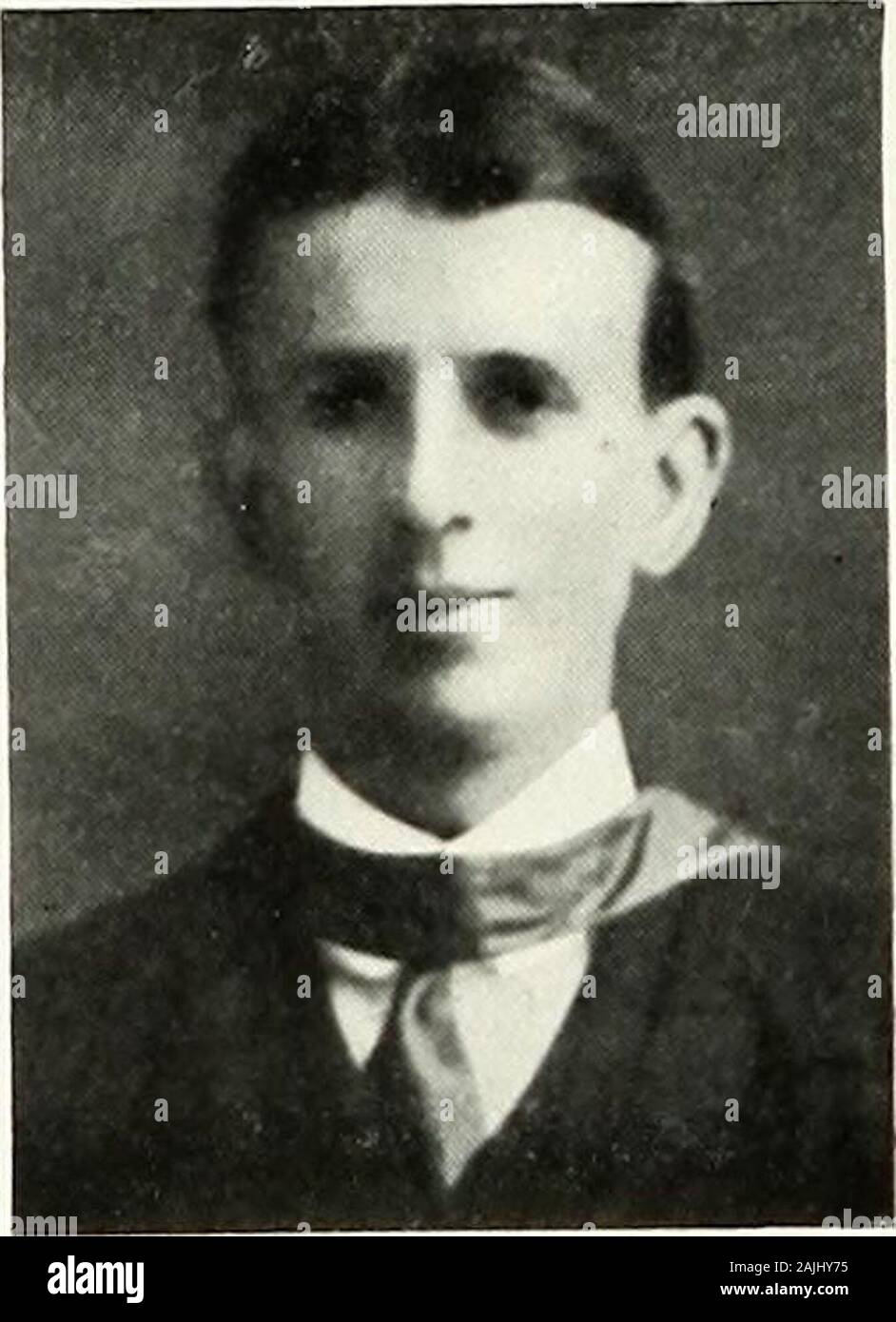 Roll of honour and roll of service, 1914-1919 . JOHN KINCAID MACKENZIE ...