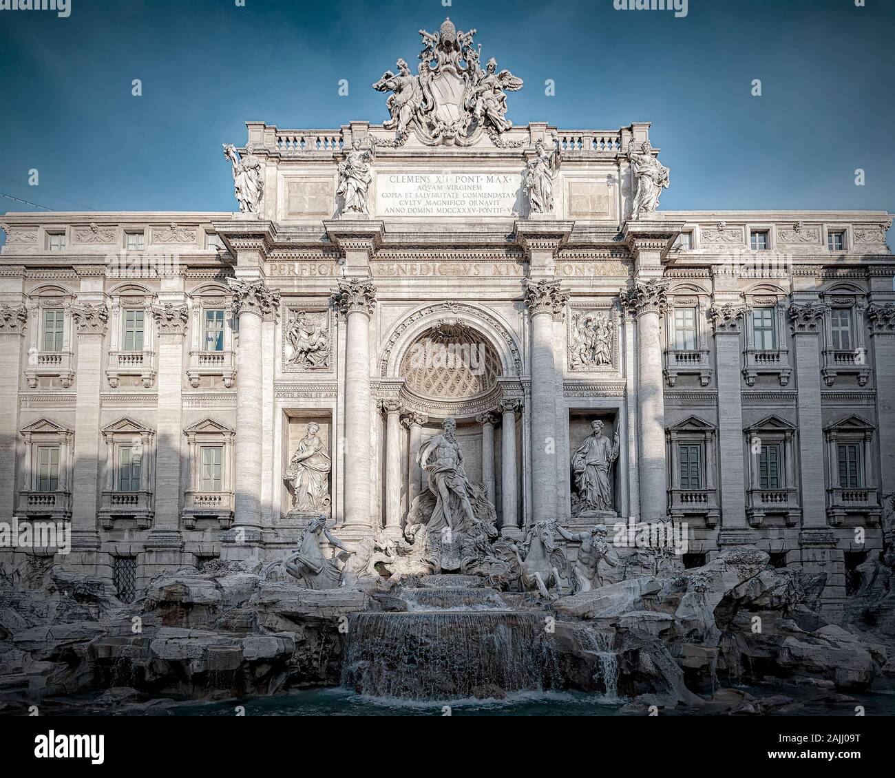Trevi fountain rome roman italy italian architecture renaissance ...