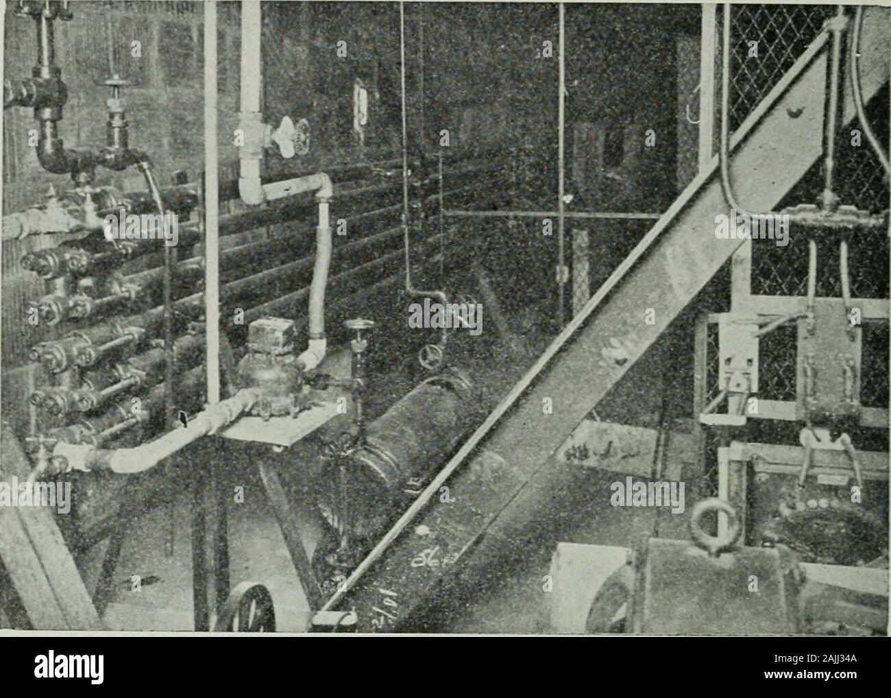 Air receiver power plant hi-res stock photography and images - Alamy