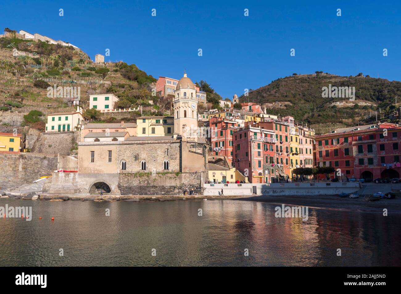 Villages in liguria hi-res stock photography and images - Alamy