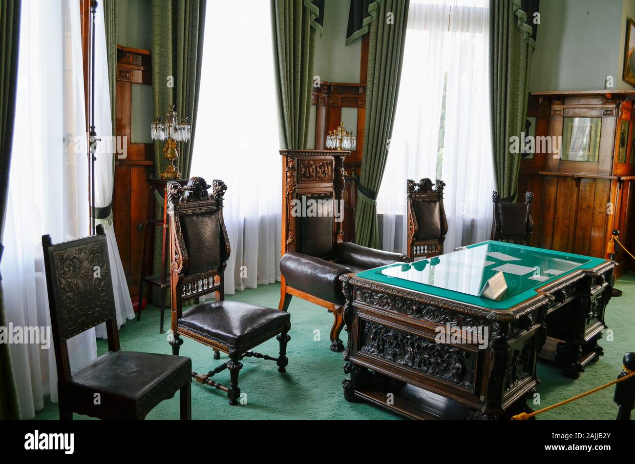 Russian cabinet hi-res stock photography and images - Alamy