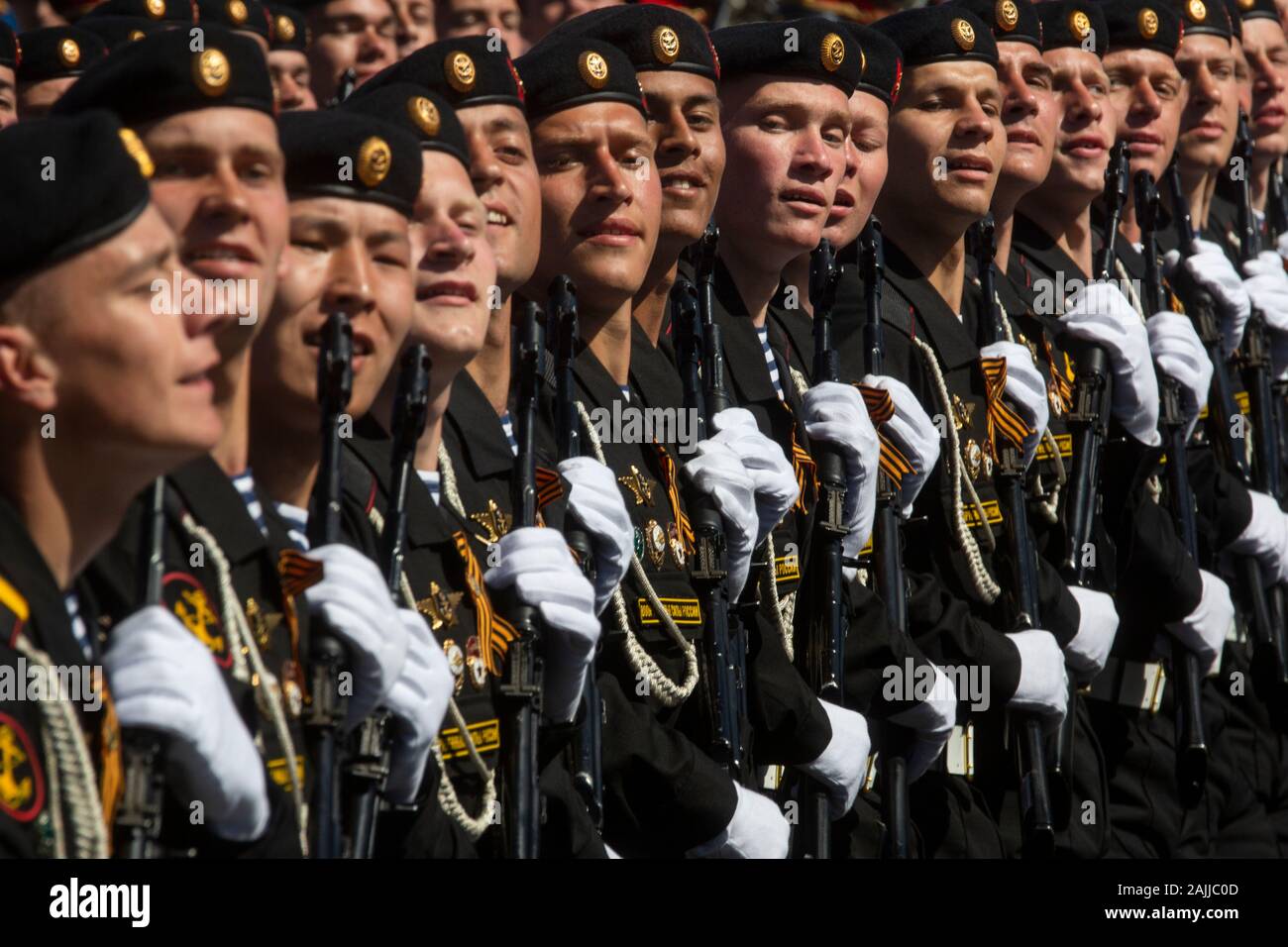 May day military parade in red square hi-res stock photography and ...