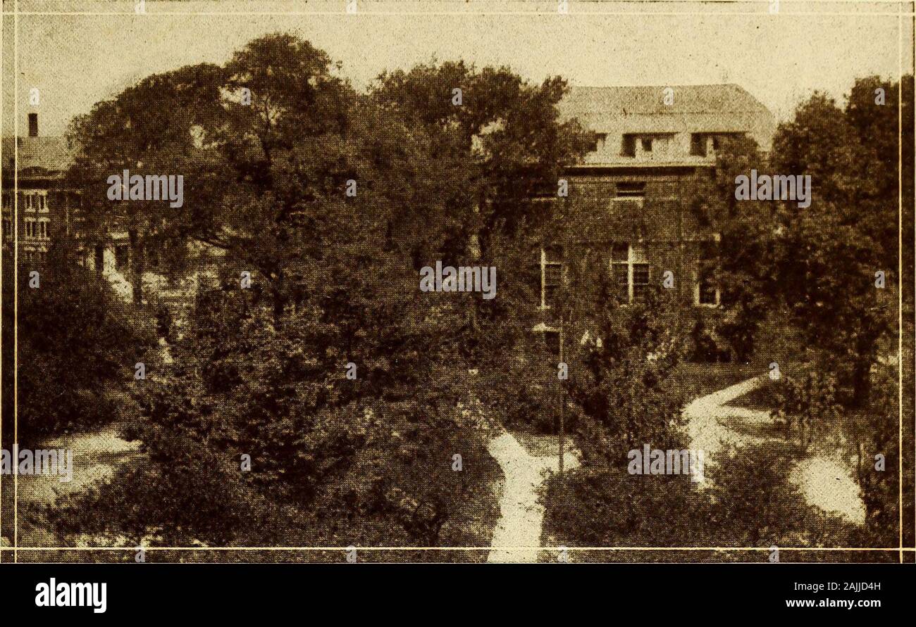 Alumnae hall hi-res stock photography and images - Alamy