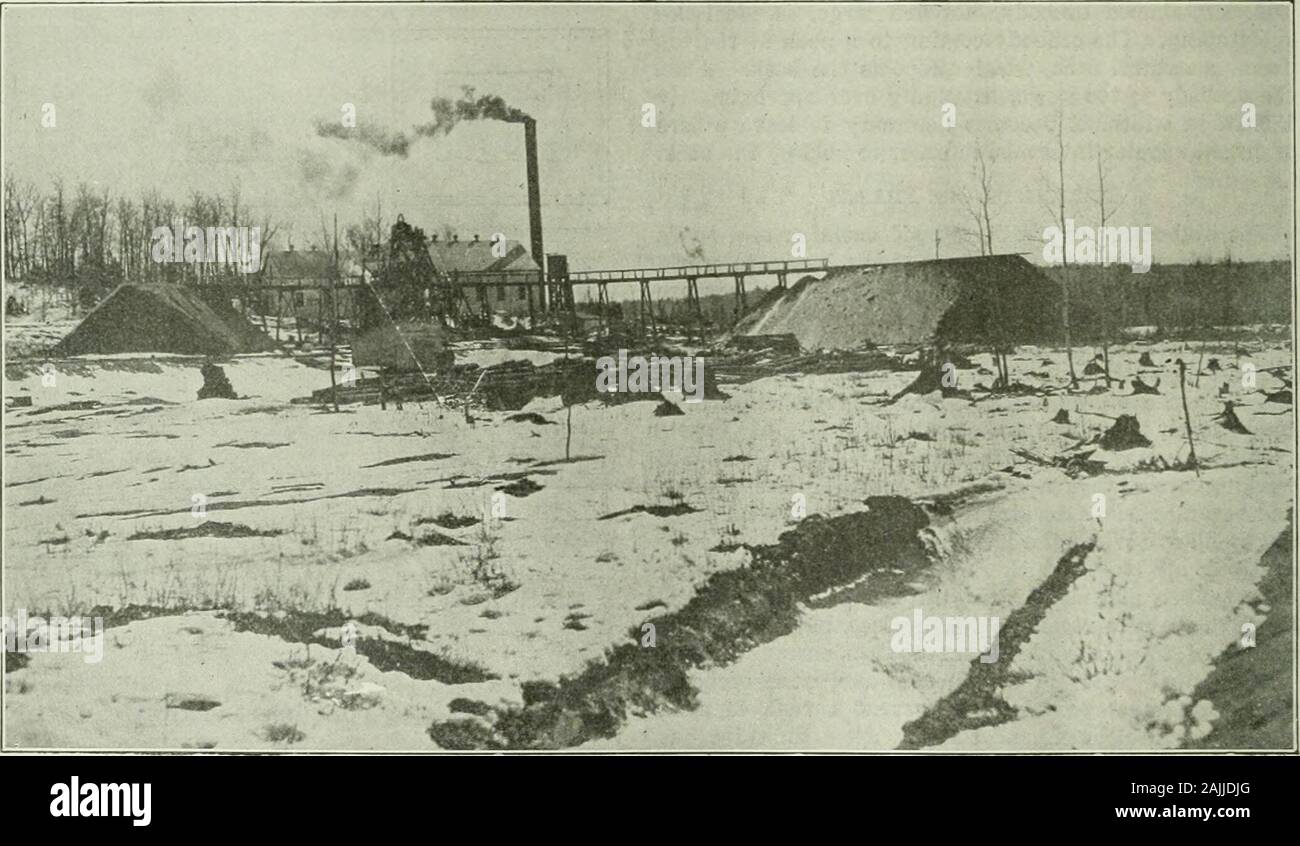 Long skids hi-res stock photography and images - Alamy