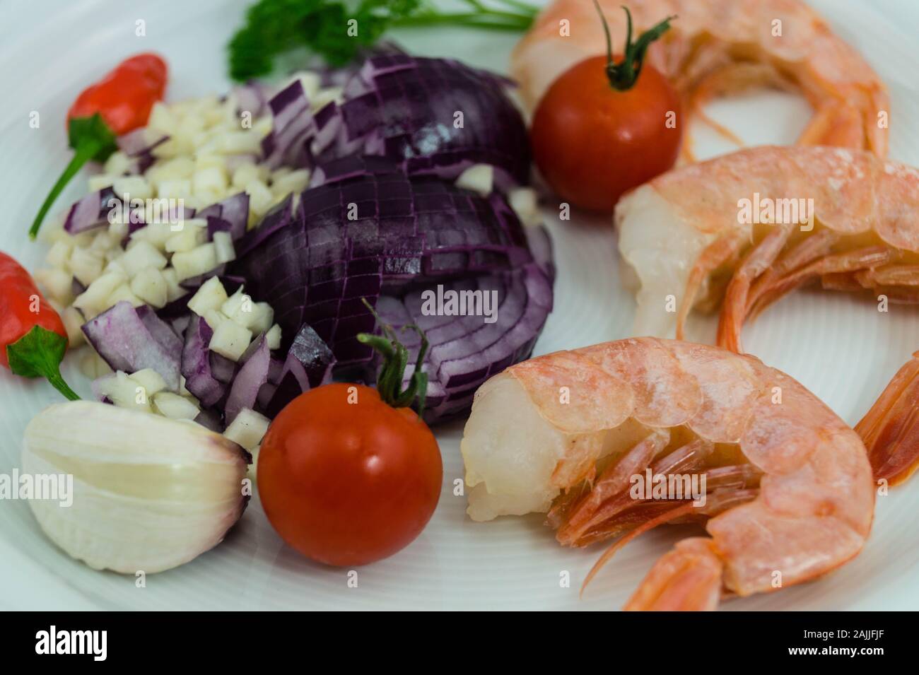 Prawns and scampi you need for the Italian specialty Spaghetti ala ...