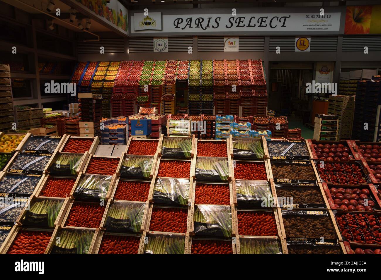 Paris rungis market hi-res stock photography and images - Alamy