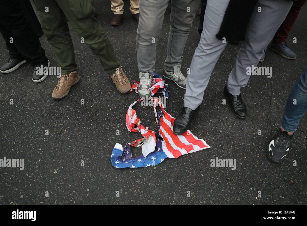 Quds force rally iran flag hi-res stock photography and images - Alamy