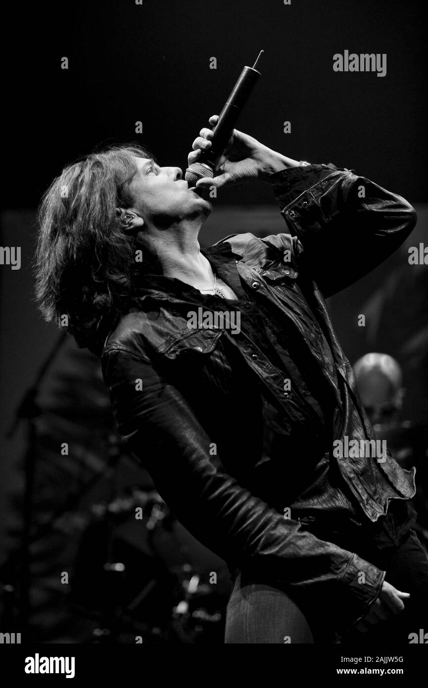 Milan Italy 26 January 2010 : Live concert of Europe at the Palalido ...