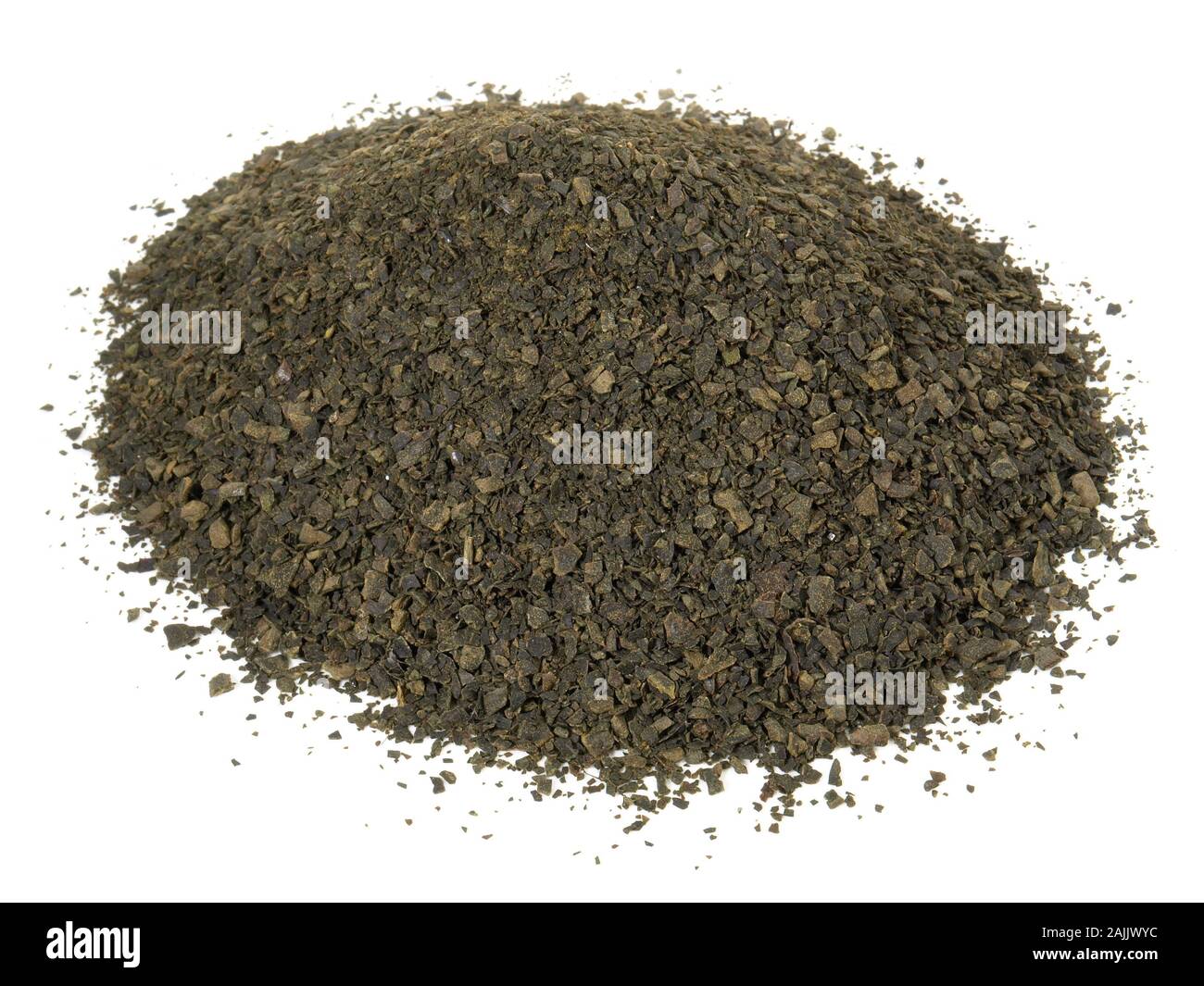 Dried Seaweed Powder on white Background Stock Photo - Alamy
