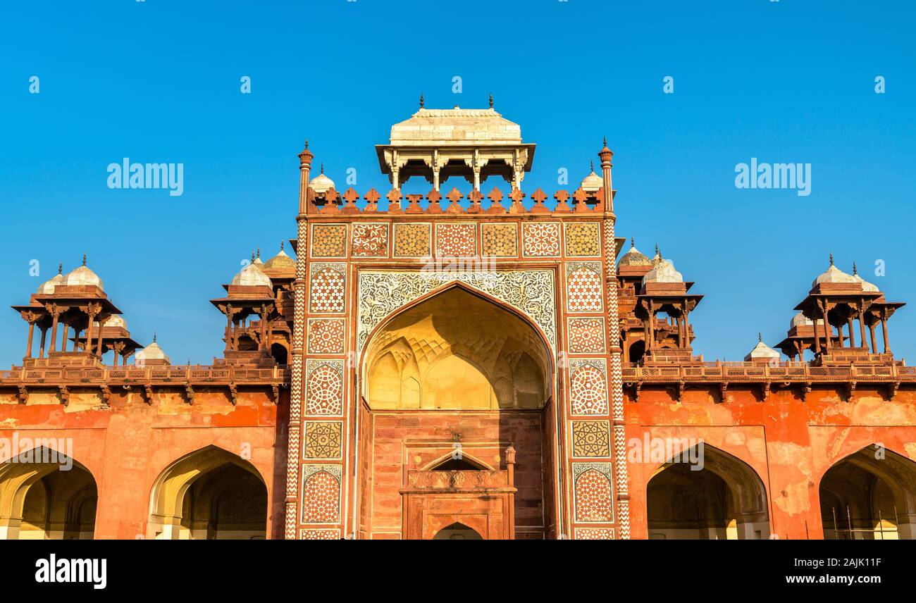 Tomb of Akbar the Great at Sikandra Fort in Agra, India Stock Photo - Alamy