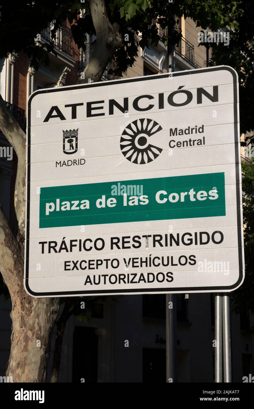 Traffic Control Sign, Madrid, Spain Stock Photo - Alamy