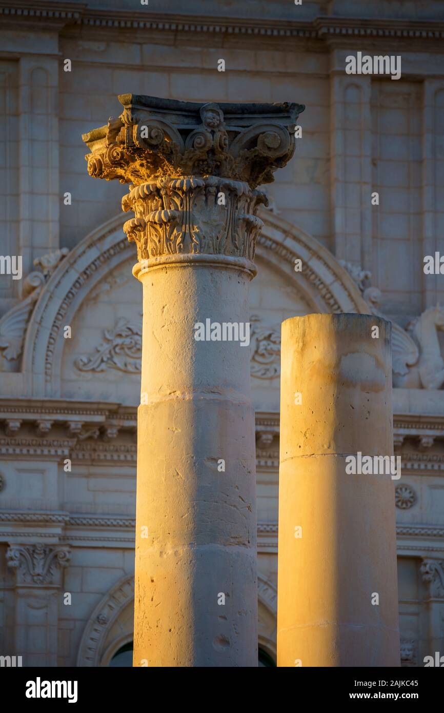 Architecture sculptures and statues on building in Valetta, Malta Stock ...