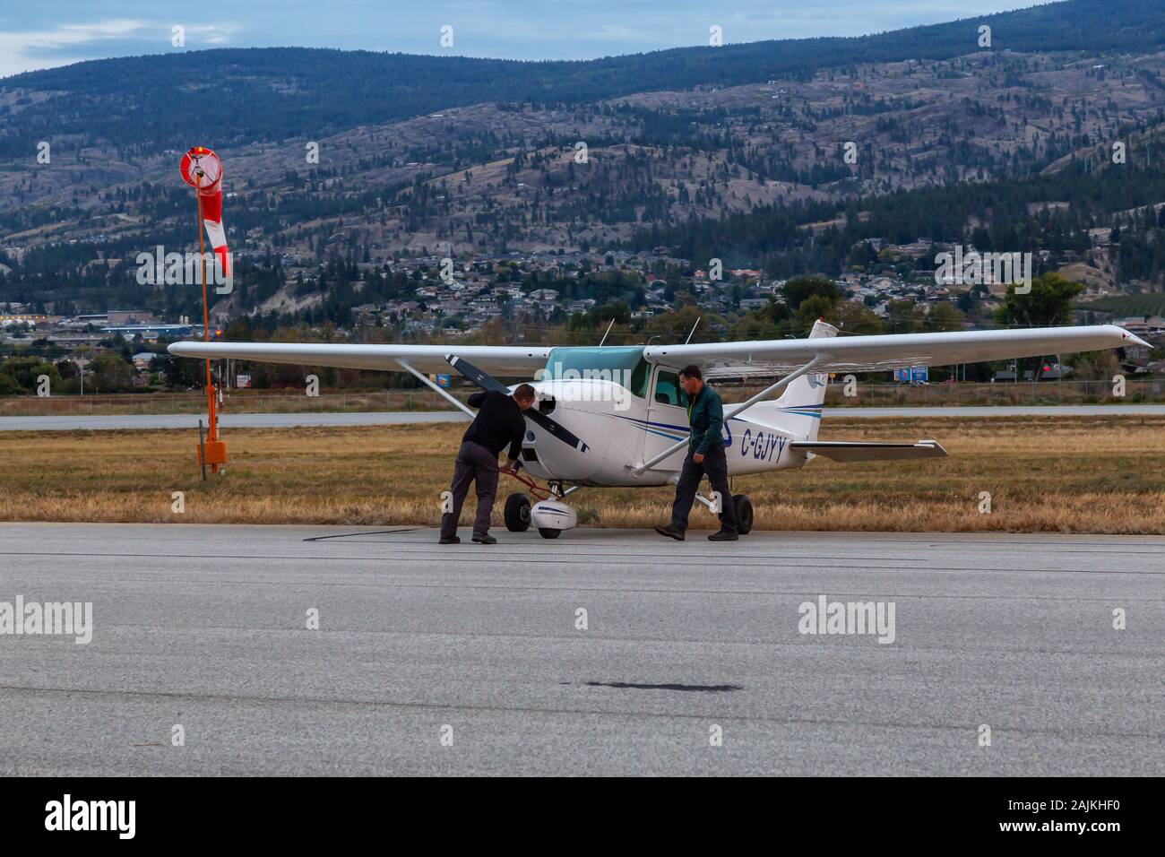 Yyf hi-res stock photography and images - Alamy