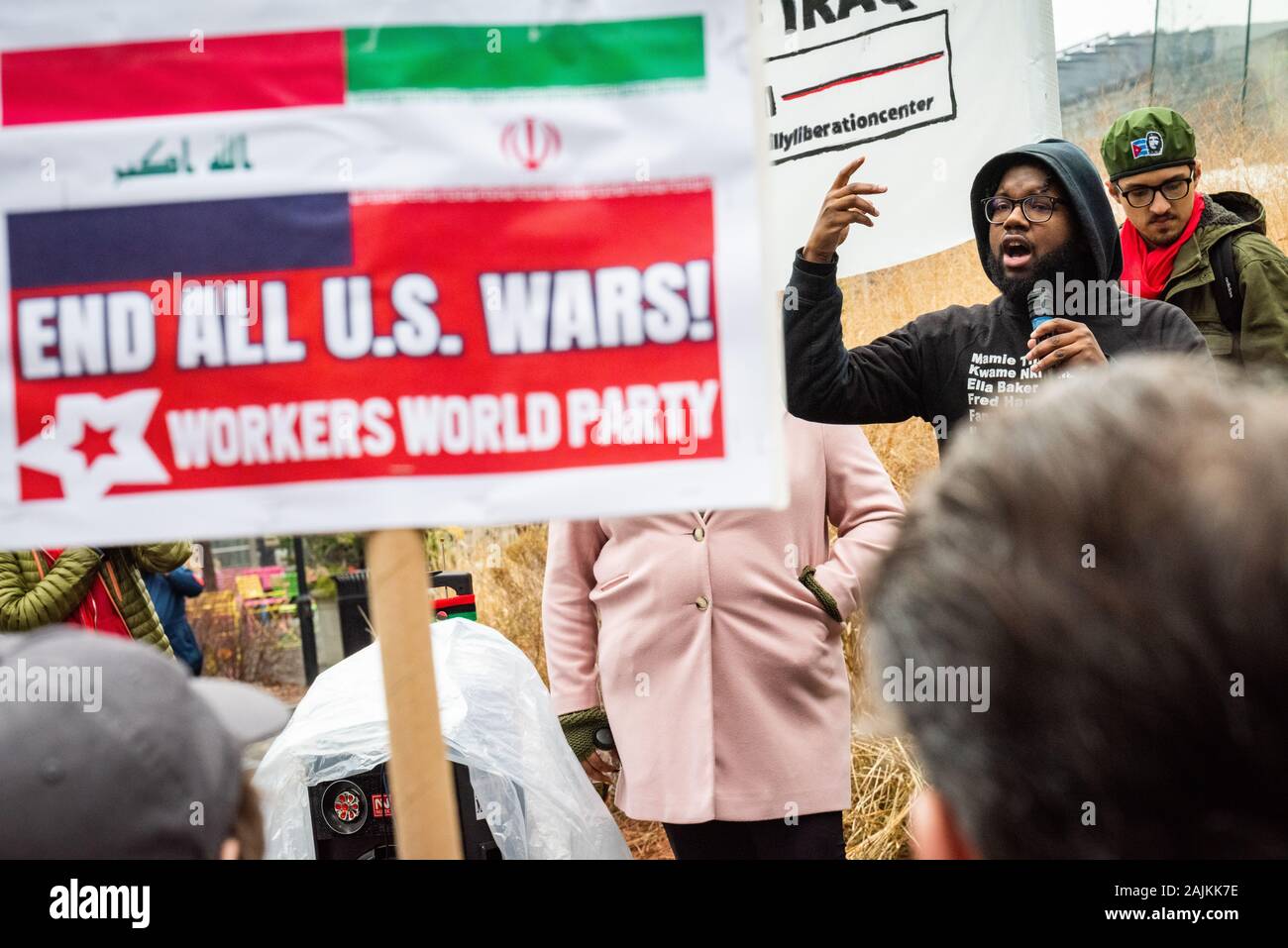 Assassinating hi-res stock photography and images - Alamy