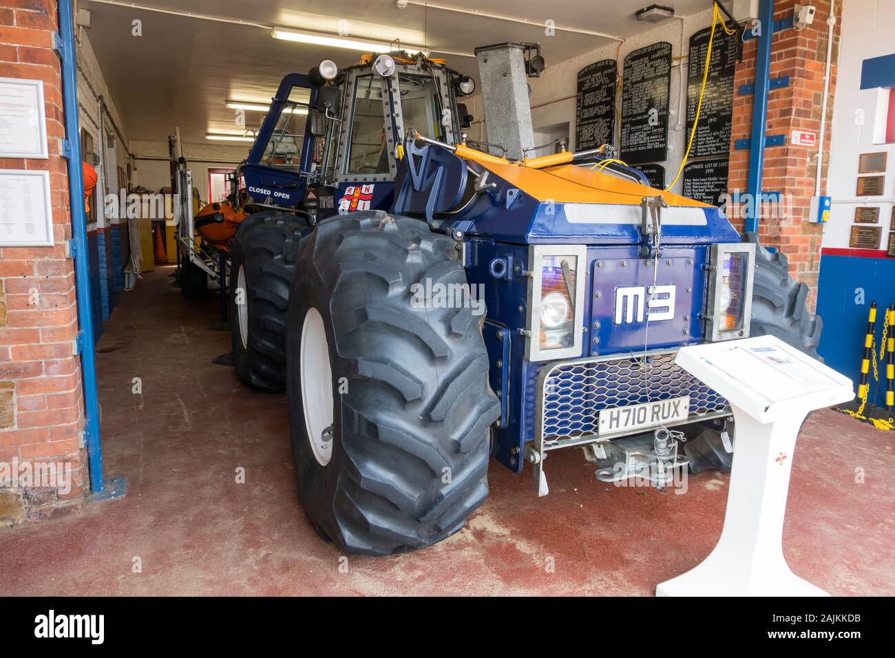 Hunstanton lifeboat station hi-res stock photography and images - Alamy