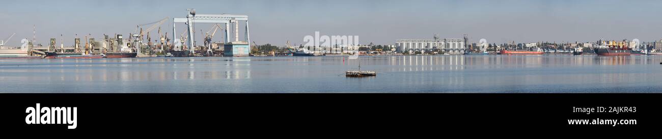 Marine shipbuilding plant hi-res stock photography and images - Alamy