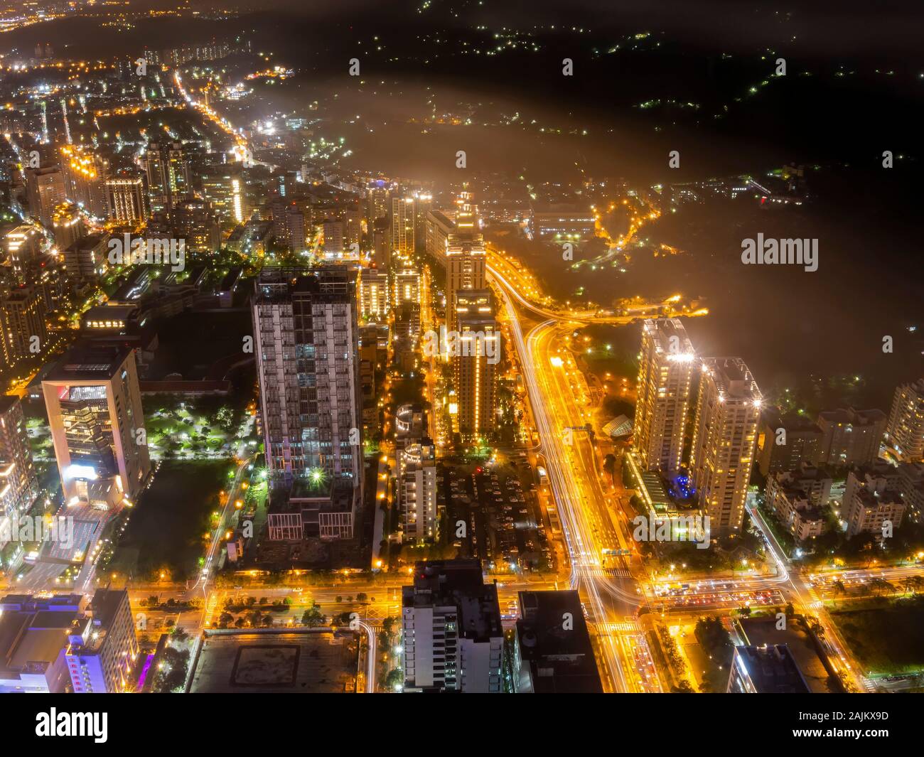 Nightscape asia hi-res stock photography and images - Alamy