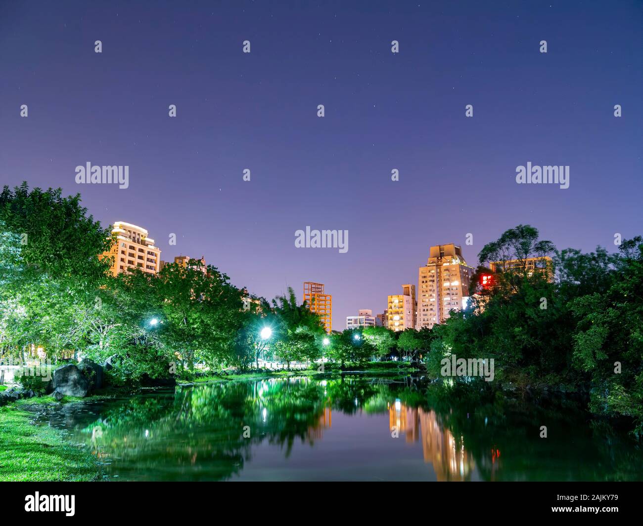 Night view of the famous Daan Forest Park at Taipei, Taiwan Stock Photo ...