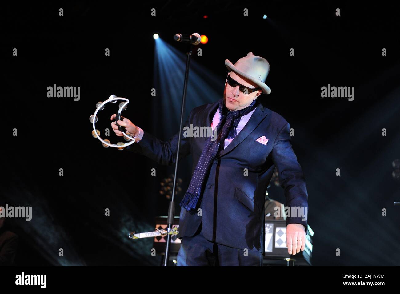 Madness band High Resolution Stock Photography and Images - Alamy