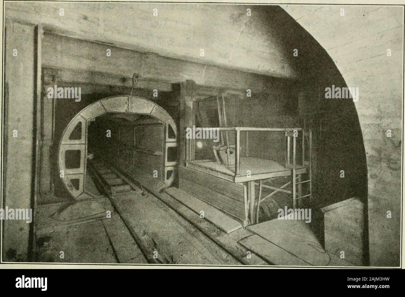 E/MJ : engineering and mining journal . UNDERGROUND BLACKSMITH SHOP AND ...