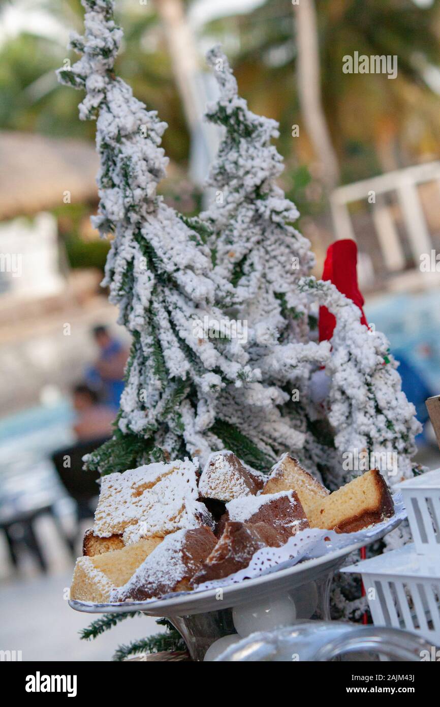 Pandoro cake slice icing hi-res stock photography and images - Alamy